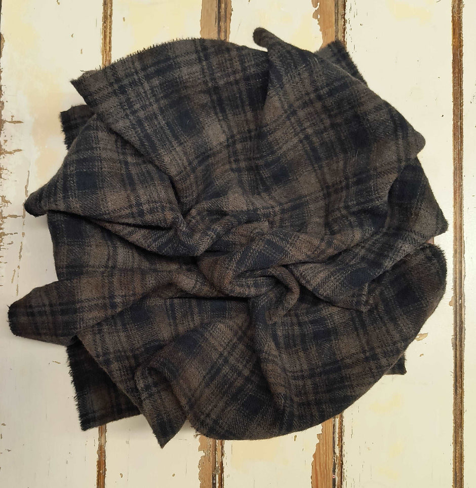 Hand Dyed Textures – All About Ewe Wool Shop