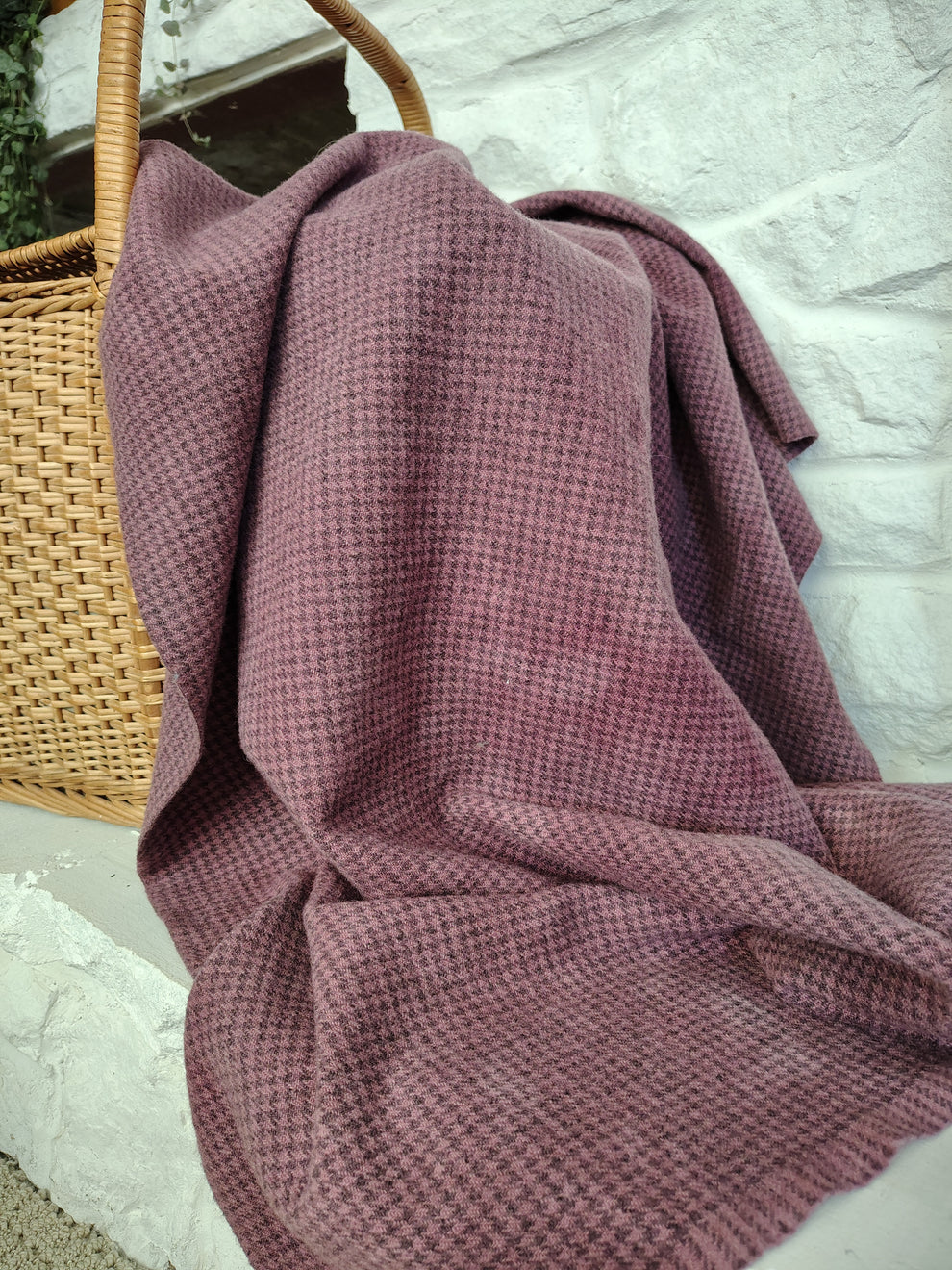 Plum Hand Dyed Wool Fat Sixteenth Bundle – All About Ewe Wool Shop